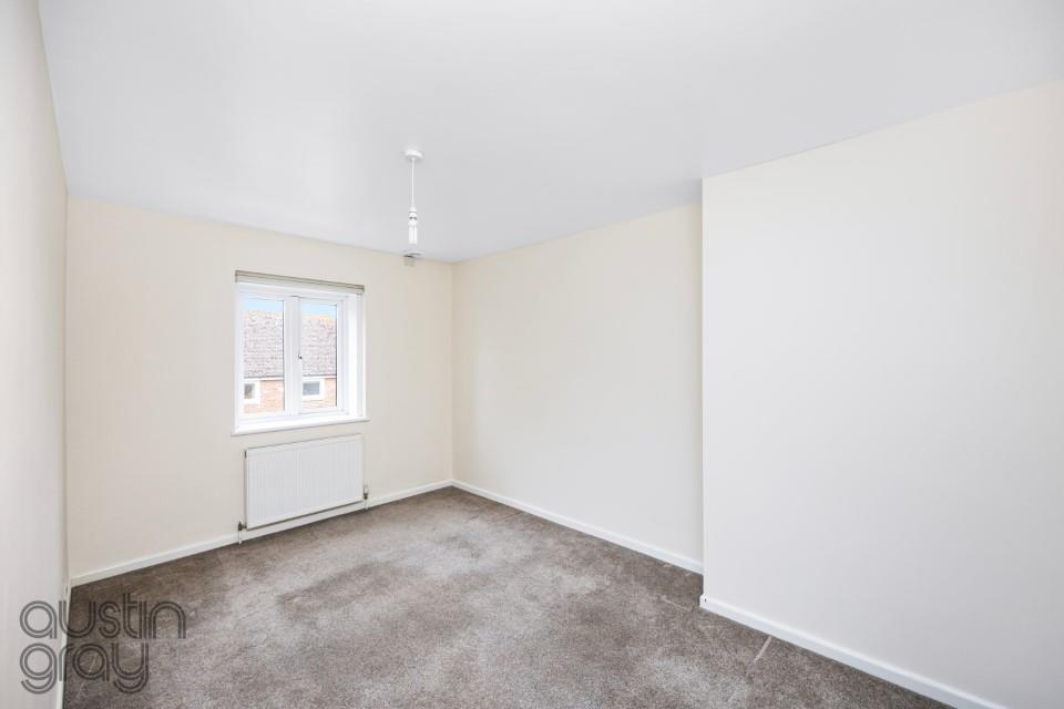 Eastfield Crescent, Brighton - Austin Gray