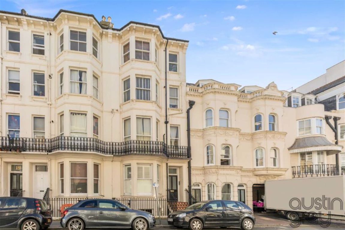 Madeira Place, Brighton - Austin Gray