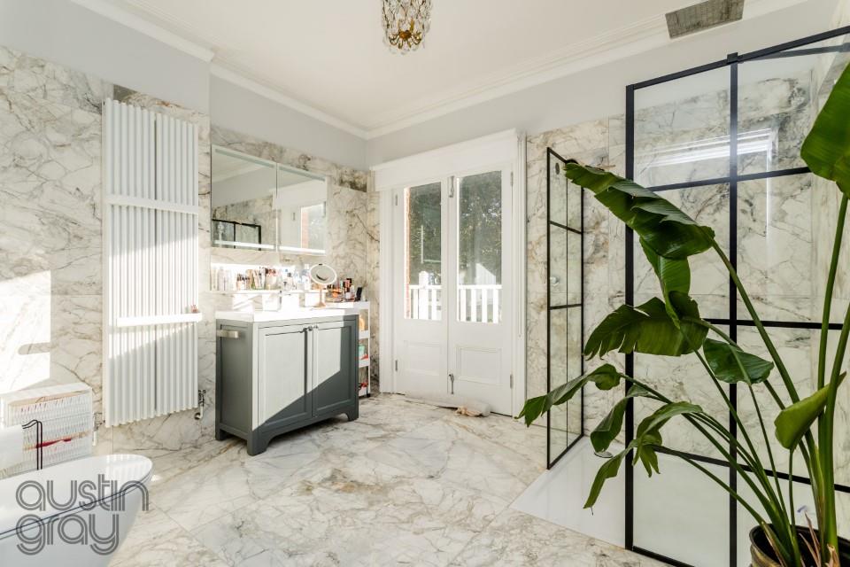 West Drive, Brighton - Austin Gray