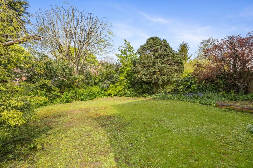 Withdean Crescent, Brighton - Austin Gray