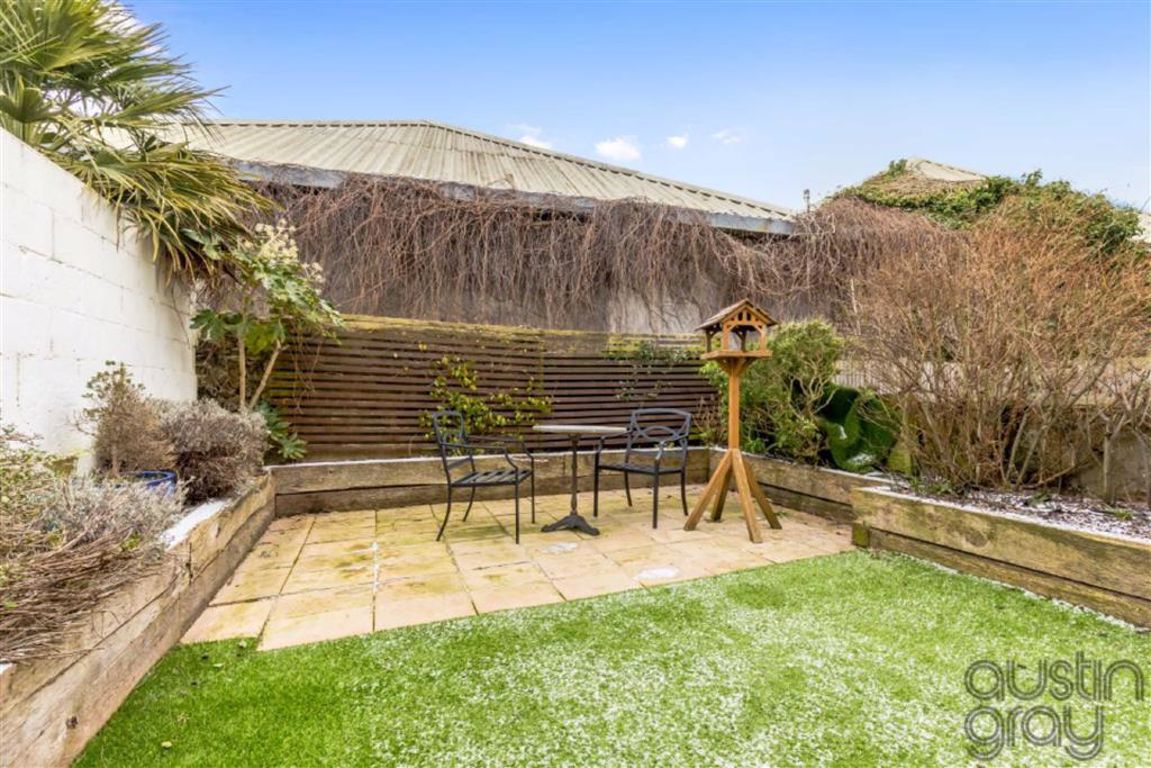 Hamilton Road, Brighton, East Sussex - Austin Gray