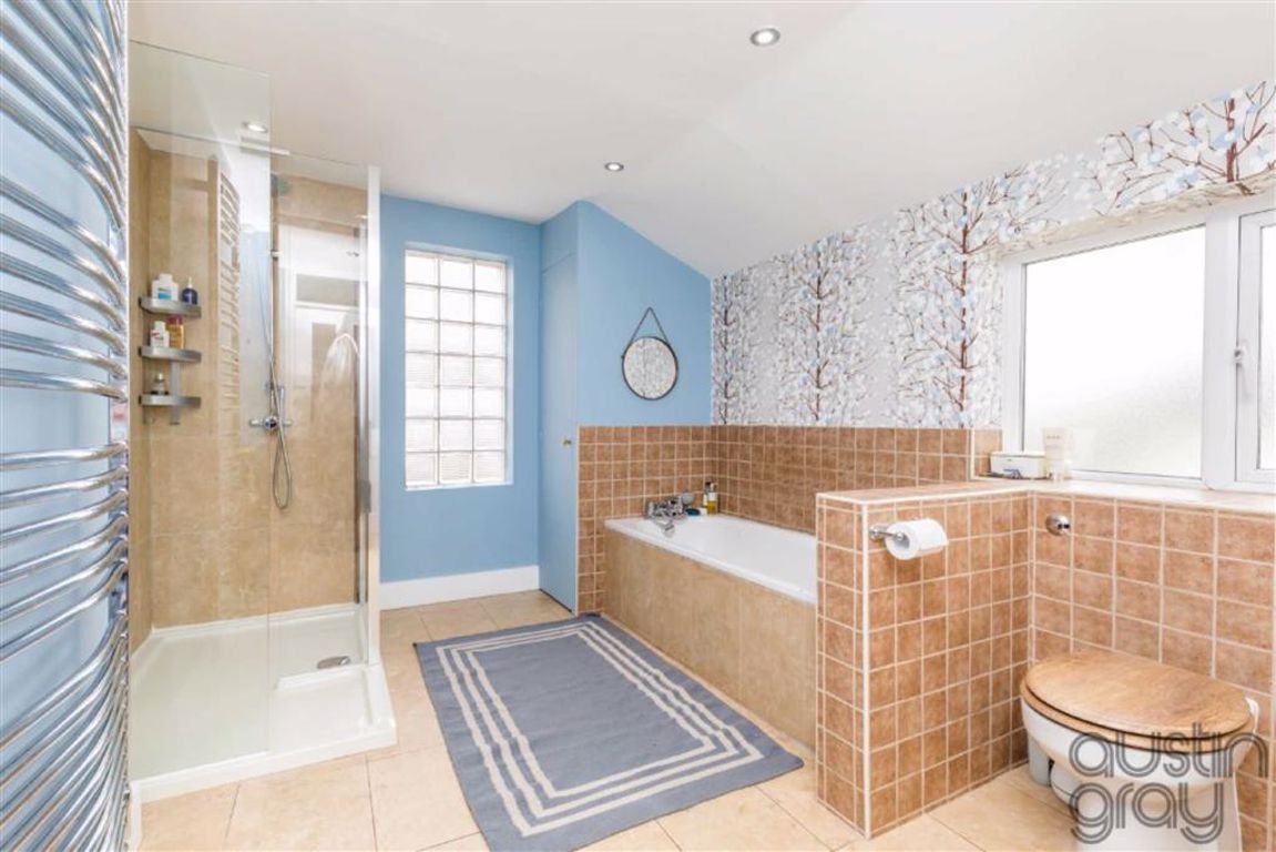 Hamilton Road, Brighton, East Sussex - Austin Gray